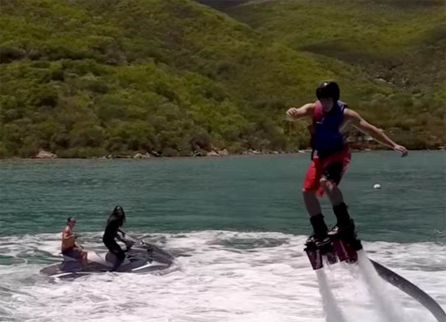 Flyboard_Guy_JetSki_Onlookers - Carol Kent Yacht Charters International ...