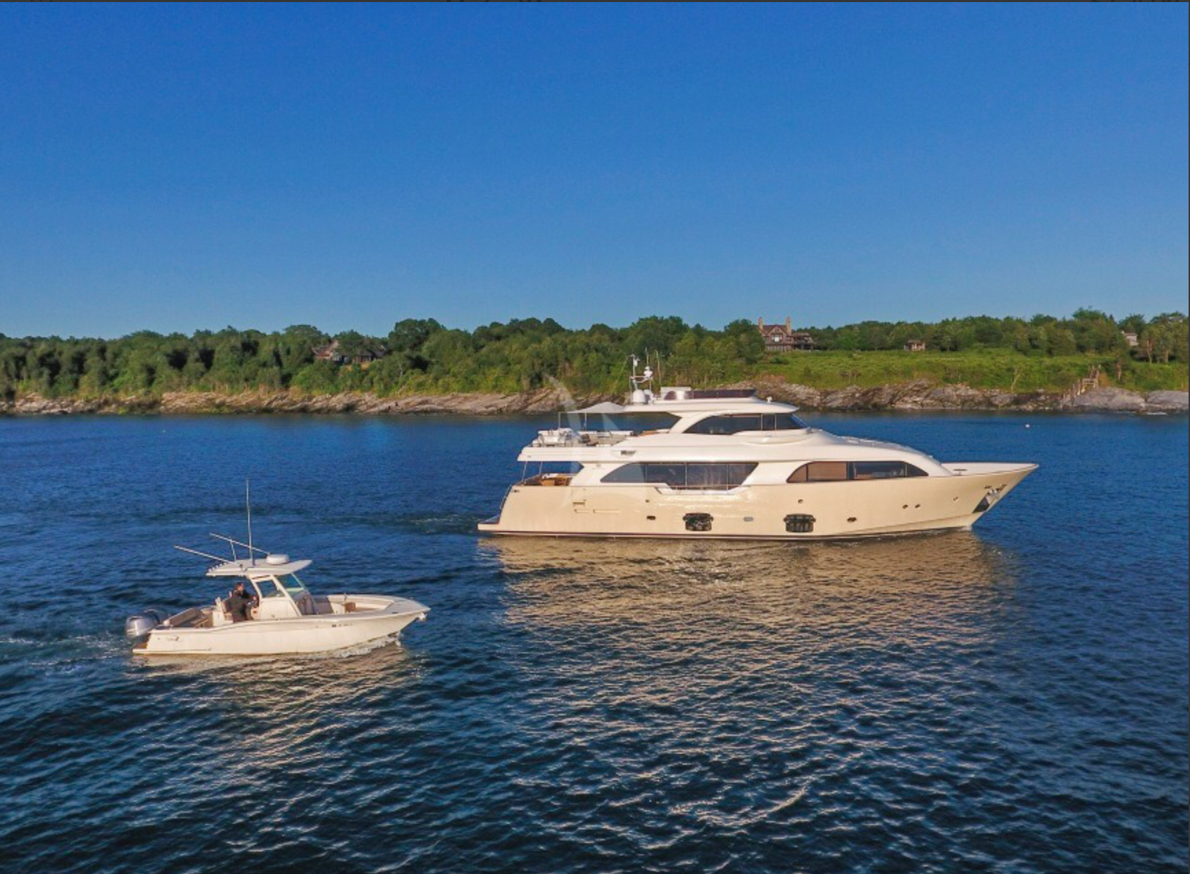 86' Ferretti Slainte III with Tender - Carol Kent Yacht Charters ...